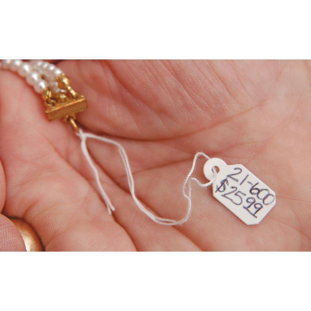 Medium Jewelry Tag