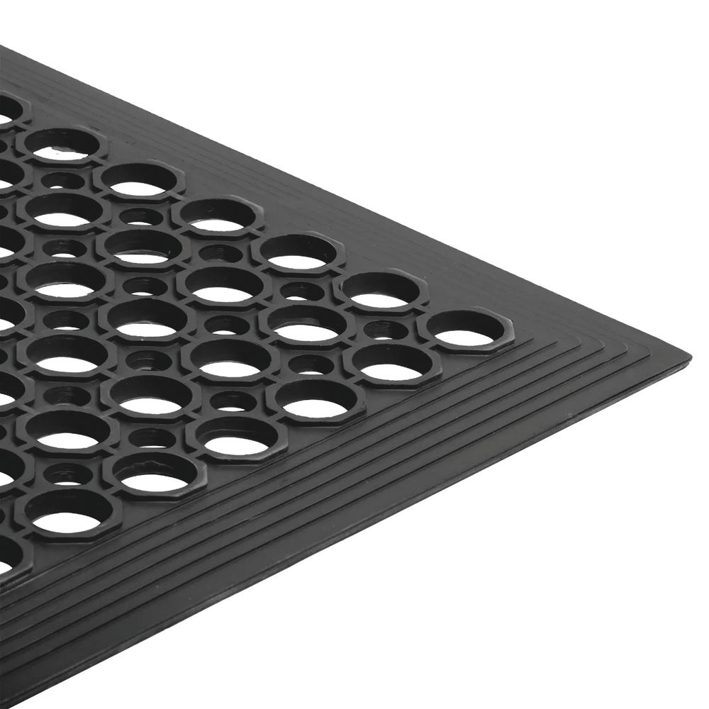 Notrax Competitor Black Anti-Fatigue Rubber Mat - 3'L x 5'W