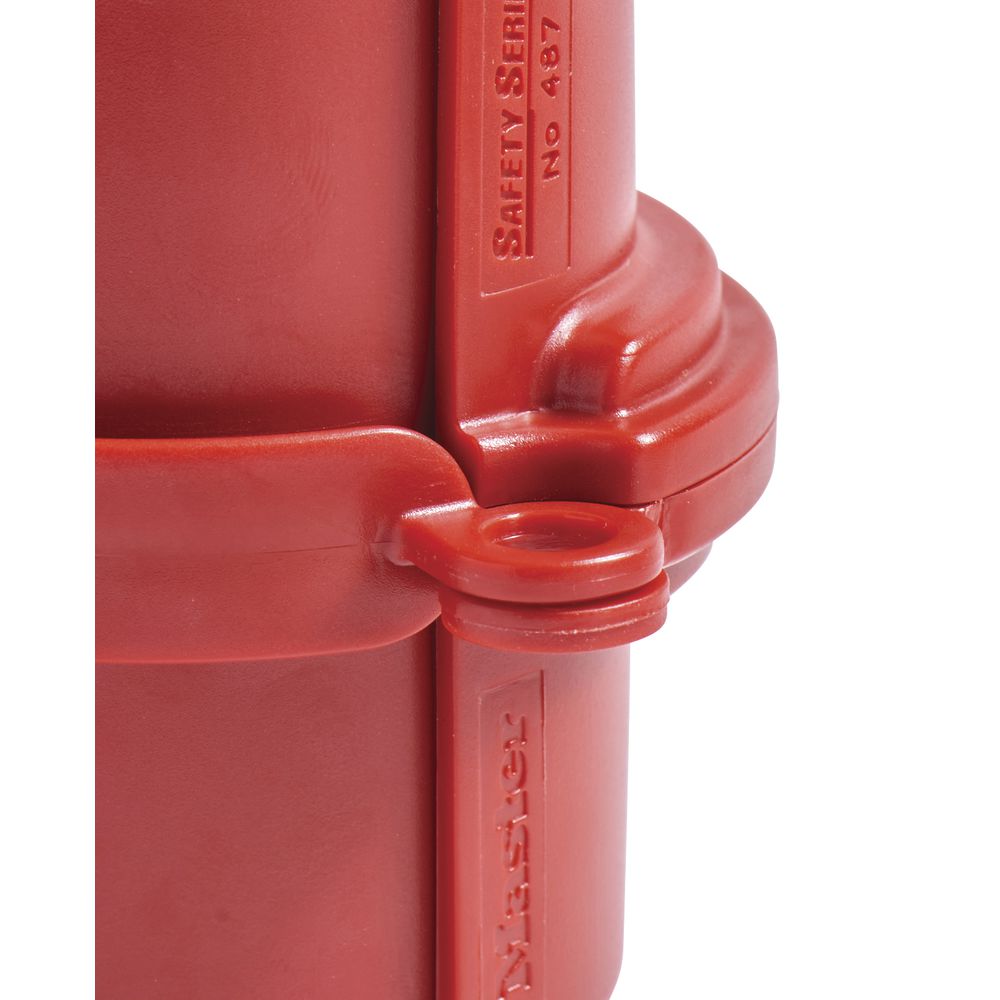 Master Lock® Plug Prong Lockout