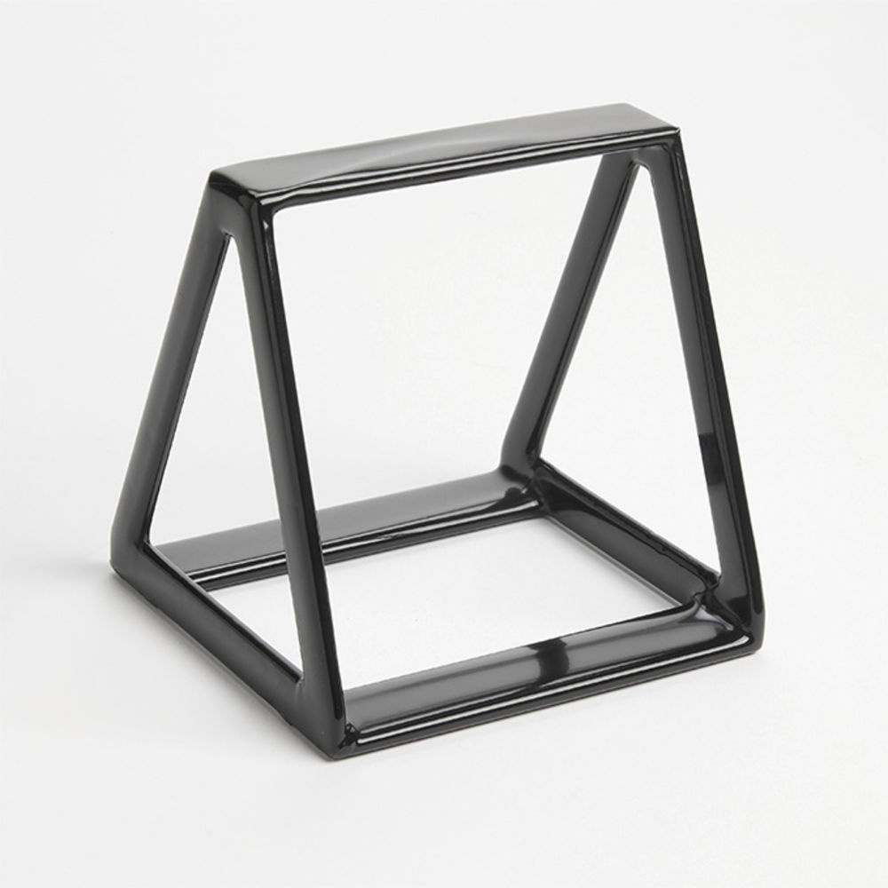 American Metalcraft DISPLAY WEDGE, RUBBERIZED, BLACK, 5" H