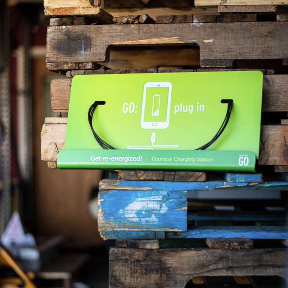 Luxor KwikBoost Mini Charging Hub, Wall Mounted