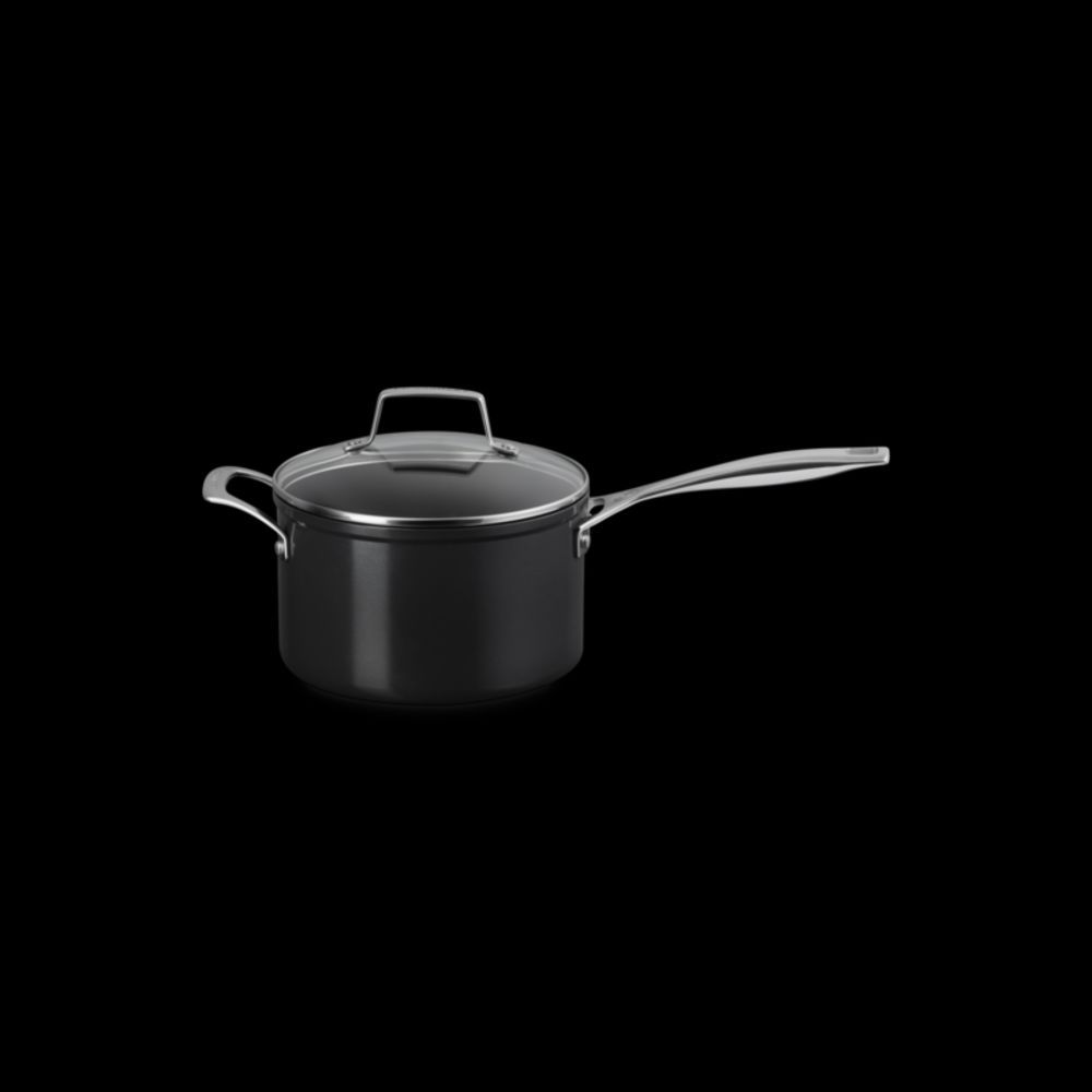 Le Creuset Essential Non-stick Ceramic Saucepan, with glass lid, 4 qt