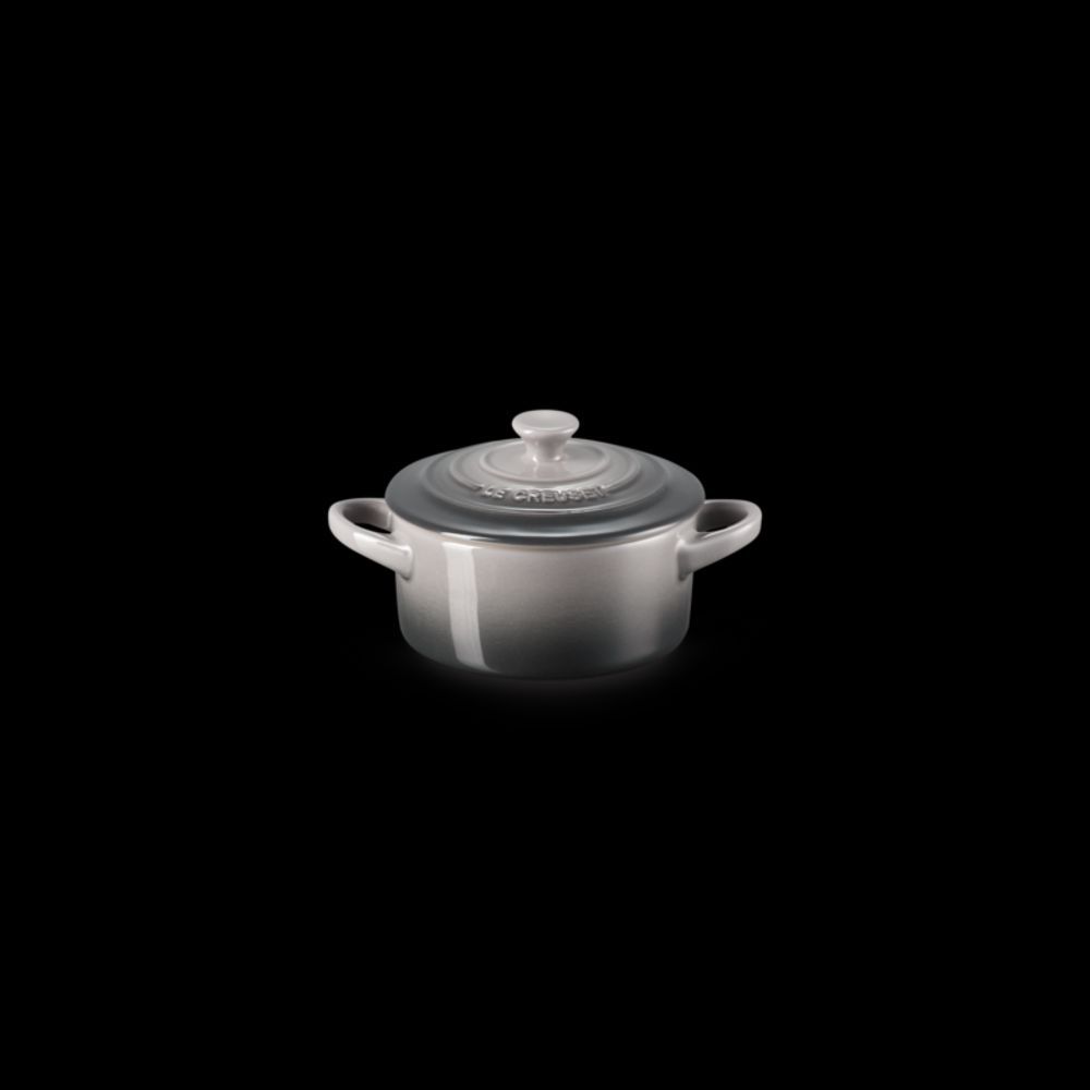 Le Creuset Mini Cocotte, round, 8 oz., includes matching lid, stoneware ...