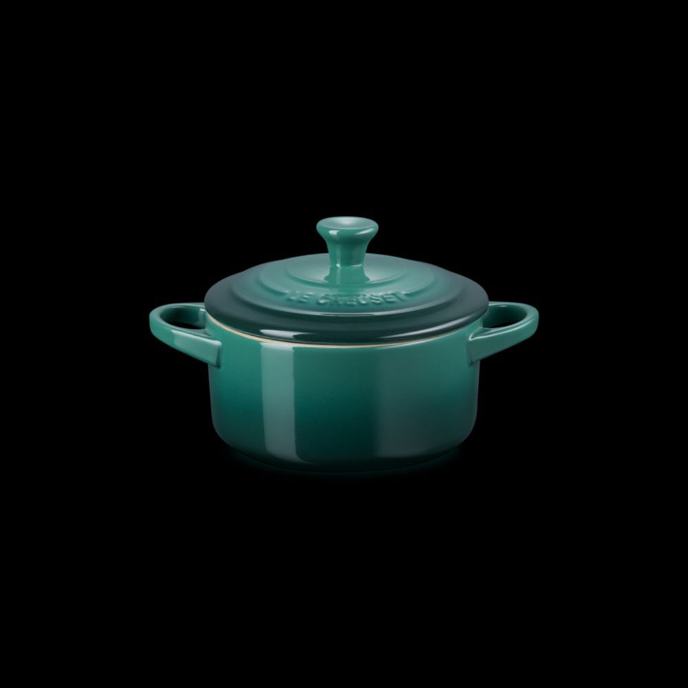 Le Creuset Mini Cocotte, rounde, 14 oz., includes matching lid ...