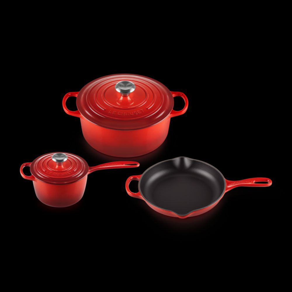 Le Creuset 5 Piece Signature Cast Iron Set - Cerise (5.5 qt. Sig. Round ...